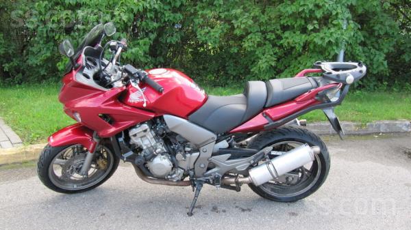 Honda CBF 1000A 2010 Rīga, ar dzinēja tilpumu 1.00 L un nobraukumu 0 tūkst. km par 2750 €, foto 2 vietnē AUTOMOTO.COM.LV