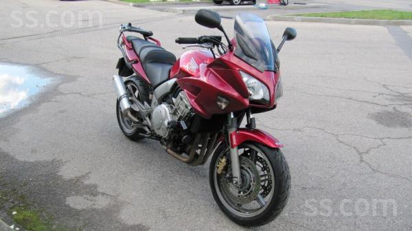 Honda CBF 1000A 2010 Rīga, ar dzinēja tilpumu 1.00 L un nobraukumu 0 tūkst. km par 2750 €, foto 6 vietnē AUTOMOTO.COM.LV
