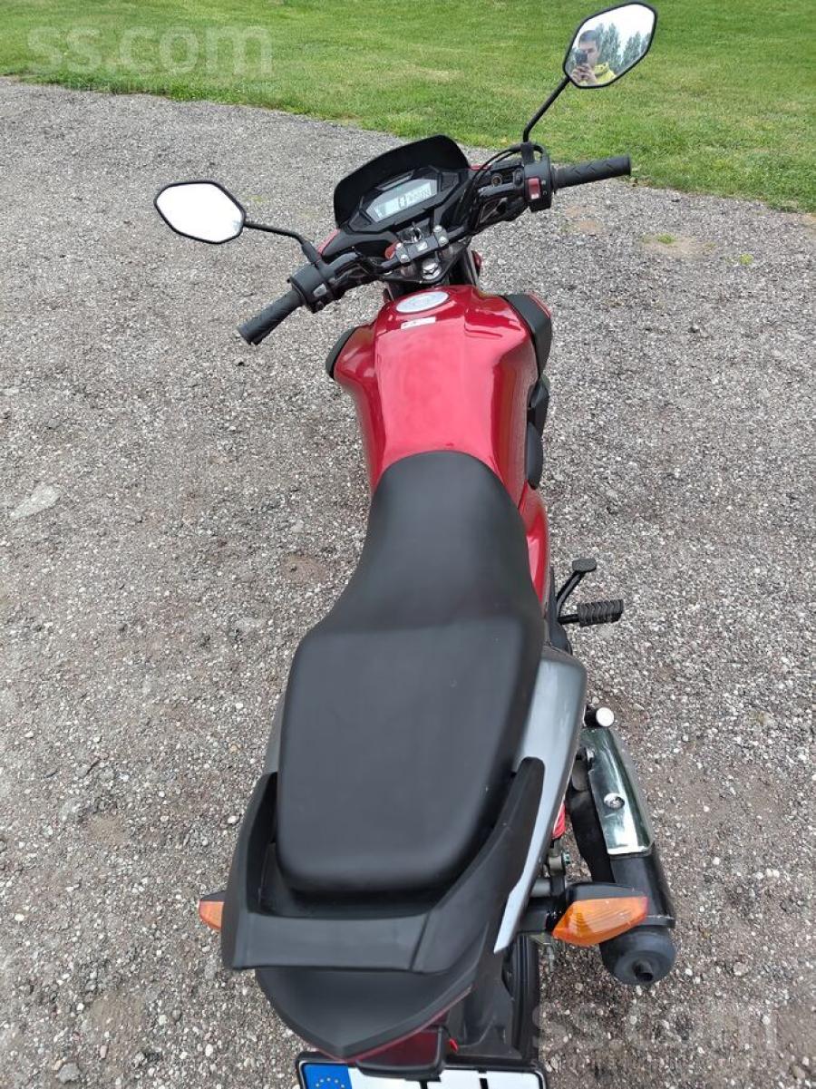 Honda CBF 125M 2022 in Talsi, with an engine capacity of 0.13 L and mileage of 0 thousand km for 2200 €, photo 4 on AUTOMOTO.COM.LV