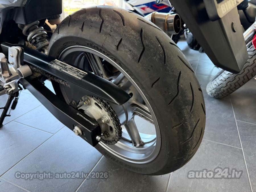 Pelēks Honda CBF 500 2004 Tallina, ar dzinēja tilpumu 0.50 L un nobraukumu 23 tūkst. km par 2790 €, foto 17 vietnē AUTOMOTO.COM.LV