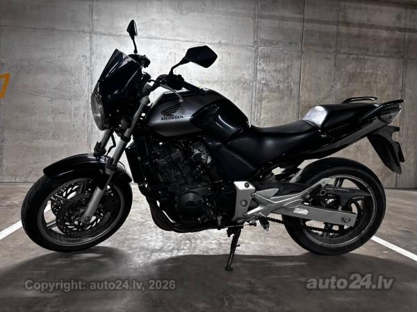 Black Honda CBF 600 2007 in Tallinn, with an engine capacity of 0.60 L and mileage of 44 thousand km for 2600 €, photo 4 on AUTOMOTO.COM.LV