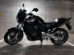 Black Honda CBF 600 2007 in Tallinn, with an engine capacity of 0.60 L and mileage of 44 thousand km for 2600 €, photo 4 on AUTOMOTO.COM.LV