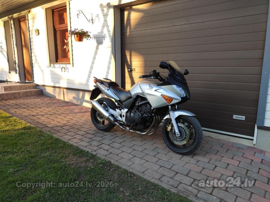 Серый Хонда CBF 600 2005 в Таллин, объемом двигателя 0.60 л и пробегом 38 тыс. км за 2500 €, фото 3 на AUTOMOTO.COM.LV