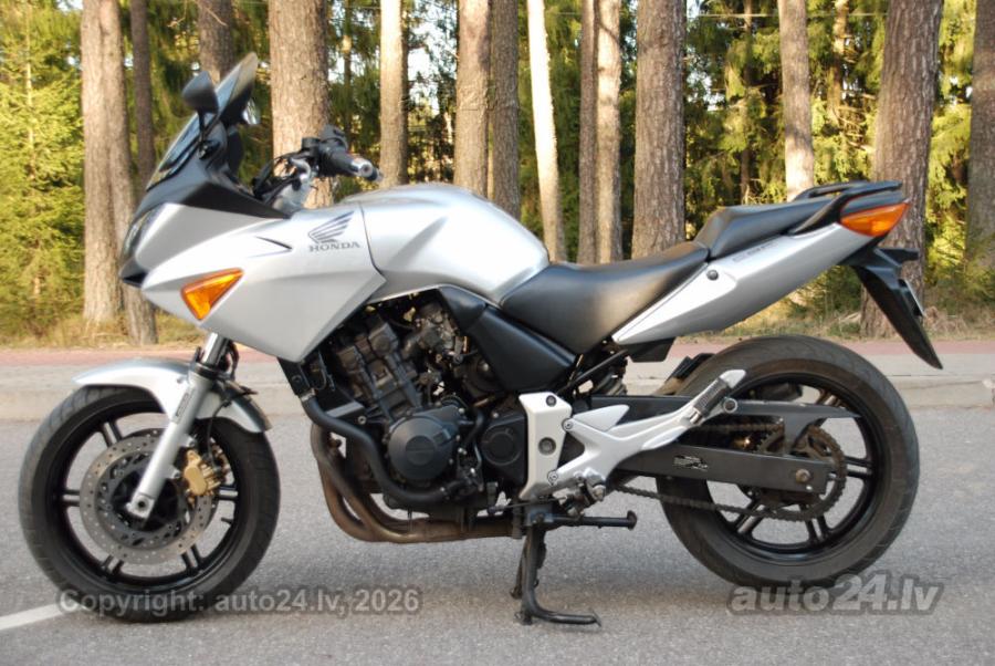 Серый Хонда CBF 600 2005 в Таллин, объемом двигателя 0.60 л и пробегом 38 тыс. км за 2500 €, фото 4 на AUTOMOTO.COM.LV