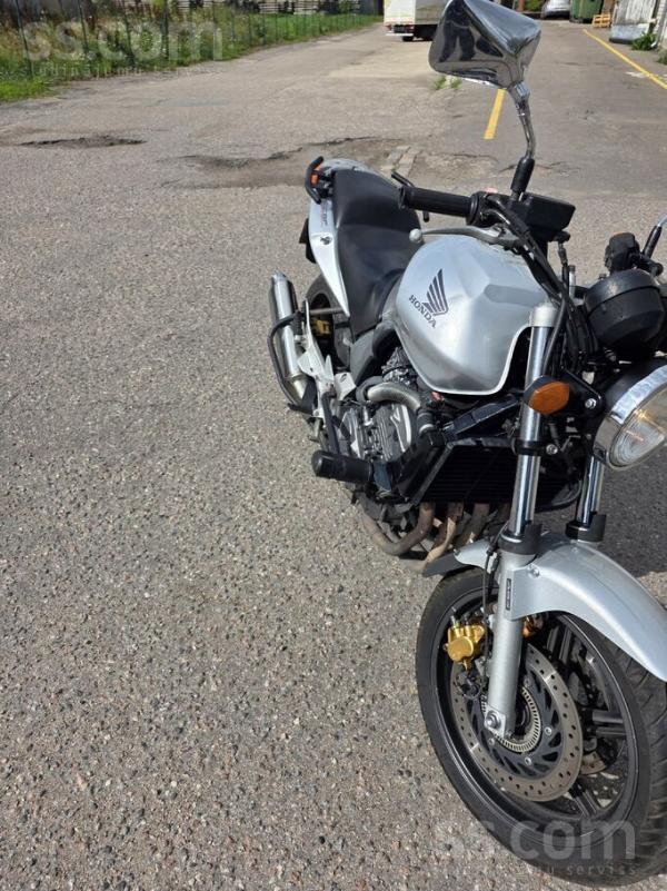 Honda CBF 600 2004 in Riga, with an engine capacity of 0.60 L and mileage of 0 thousand km for 2300 €, photo 3 on AUTOMOTO.COM.LV