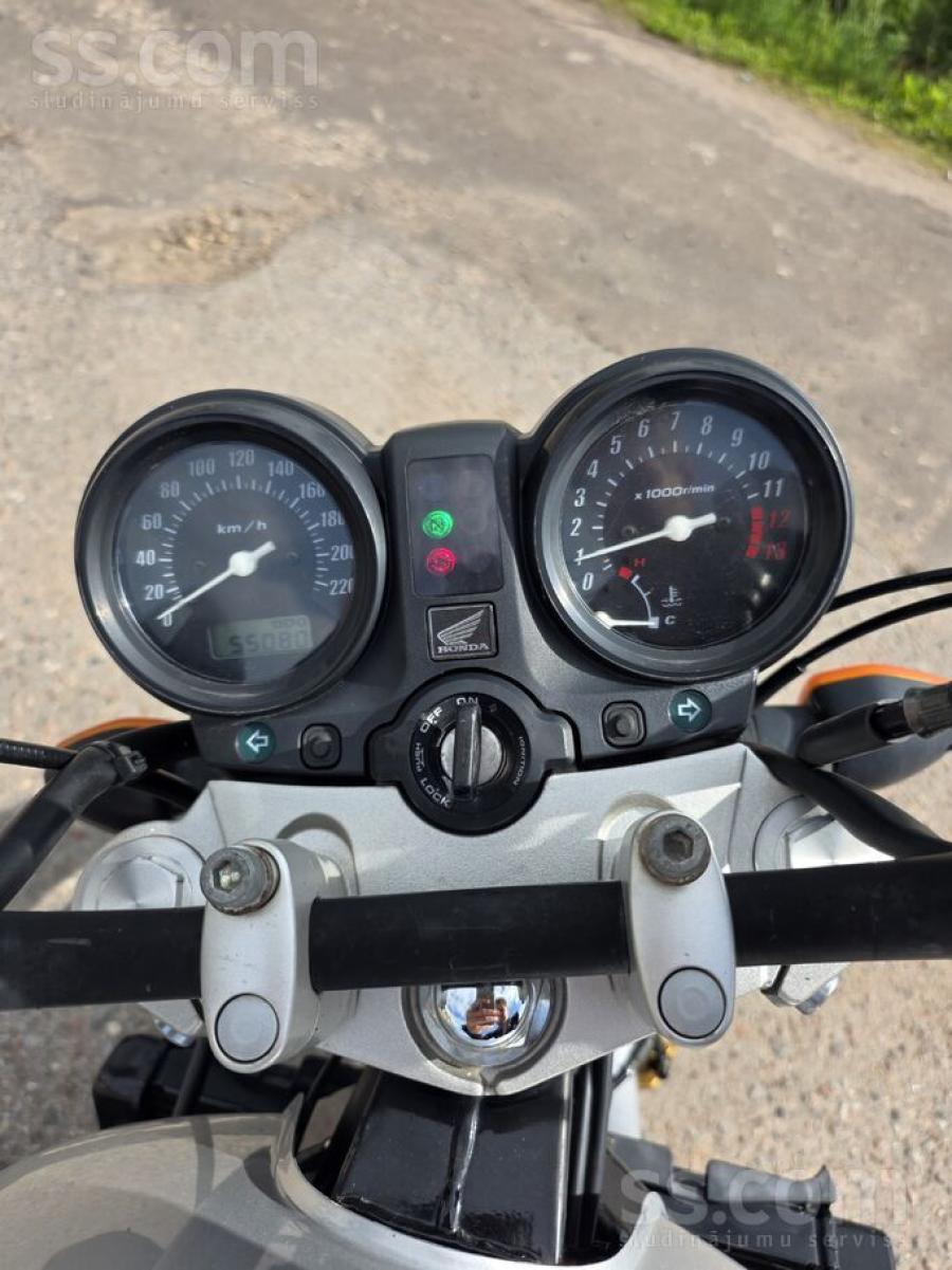 Honda CBF 600 2004 in Riga, with an engine capacity of 0.60 L and mileage of 0 thousand km for 2300 €, photo 6 on AUTOMOTO.COM.LV