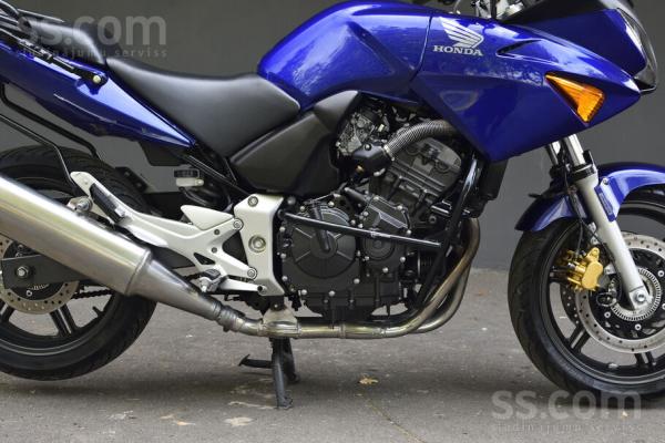 Honda CBF 600 2004 in Riga, with an engine capacity of 0.60 L and mileage of 0 thousand km for 2750 €, photo 6 on AUTOMOTO.COM.LV