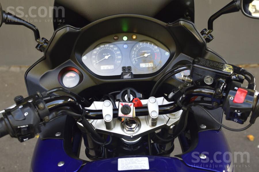 Honda CBF 600 2004 in Riga, with an engine capacity of 0.60 L and mileage of 0 thousand km for 2750 €, photo 10 on AUTOMOTO.COM.LV