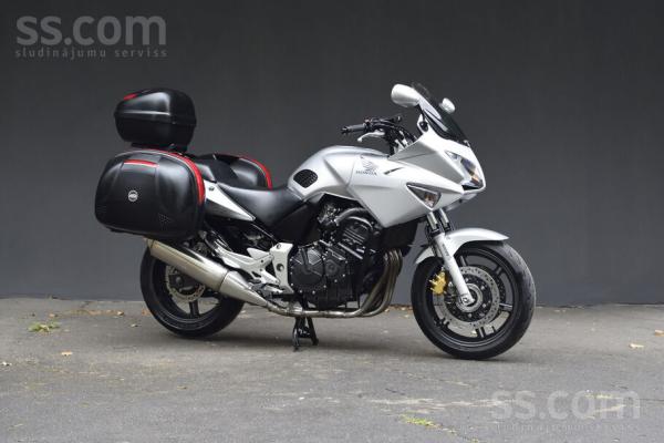 Honda CBF 600 2004 in Riga, with an engine capacity of 0.60 L and mileage of 0 thousand km for 2750 €, photo 1 on AUTOMOTO.COM.LV