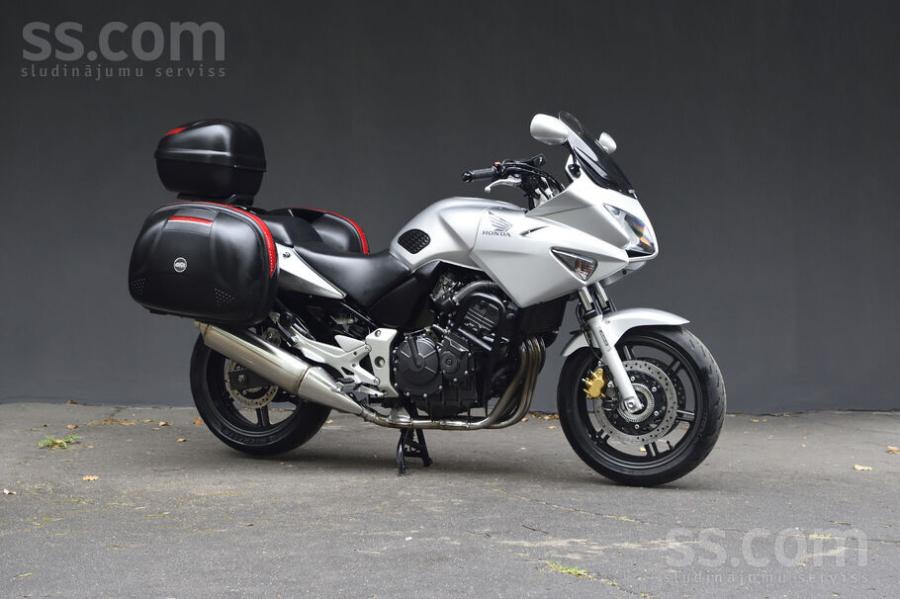 Honda CBF 600 2004 in Riga, with an engine capacity of 0.60 L and mileage of 0 thousand km for 2750 €, photo 1 on AUTOMOTO.COM.LV