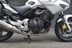 Honda CBF 600 2004 in Riga, with an engine capacity of 0.60 L and mileage of 0 thousand km for 2750 €, photo 9 on AUTOMOTO.COM.LV