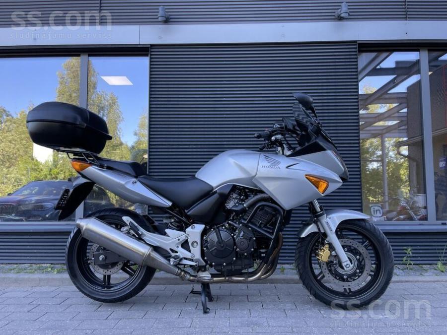 Honda CBF 600 2005 Rīga, ar dzinēja tilpumu 0.60 L un nobraukumu 0 tūkst. km par 2699 €, foto 5 vietnē AUTOMOTO.COM.LV