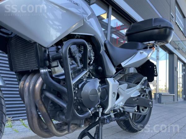Honda CBF 600 2005 Rīga, ar dzinēja tilpumu 0.60 L un nobraukumu 0 tūkst. km par 2699 €, foto 7 vietnē AUTOMOTO.COM.LV