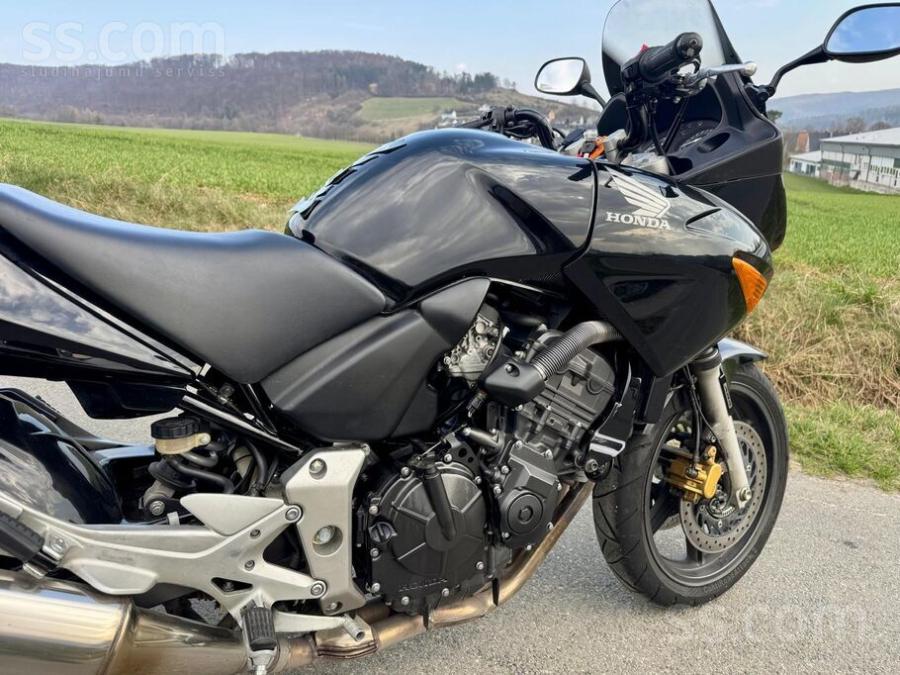 Хонда CBF 600 2005 в Цесис, объемом двигателя 0.60 л и пробегом 0 тыс. км за 2650 €, фото 6 на AUTOMOTO.COM.LV