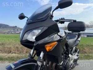 Хонда CBF 600 2005 в Цесис, объемом двигателя 0.60 л и пробегом 0 тыс. км за 2650 €, фото 7 на AUTOMOTO.COM.LV