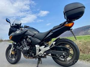 Хонда CBF 600 2005 в Цесис, объемом двигателя 0.60 л и пробегом 0 тыс. км за 2650 €, фото 8 на AUTOMOTO.COM.LV