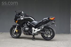 Honda CBF 600 2005 in Riga, with an engine capacity of 0.60 L and mileage of 0 thousand km for 2850 €, photo 5 on AUTOMOTO.COM.LV