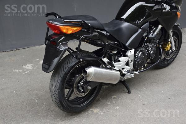 Хонда CBF 600 2005 в Рига, объемом двигателя 0.60 л и пробегом 0 тыс. км за 2850 €, фото 7 на AUTOMOTO.COM.LV