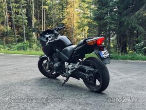 Хонда CBF 600 2005 в Таллин, объемом двигателя 0.60 л и пробегом 25 тыс. км за 2500 €, фото 3 на AUTOMOTO.COM.LV