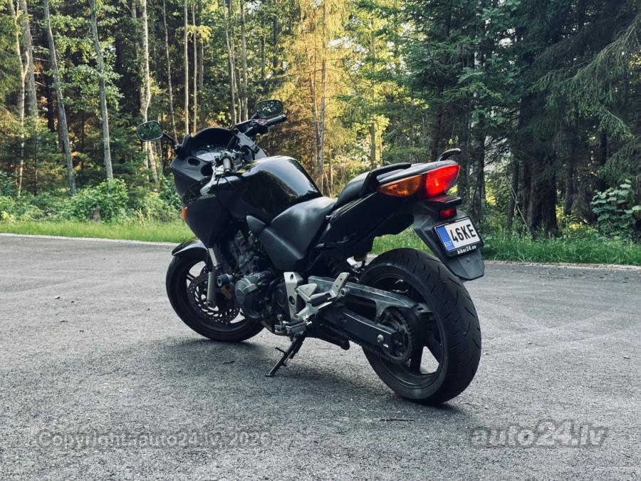 Хонда CBF 600 2005 в Таллин, объемом двигателя 0.60 л и пробегом 25 тыс. км за 2500 €, фото 3 на AUTOMOTO.COM.LV