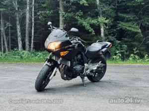 Хонда CBF 600 2005 в Таллин, объемом двигателя 0.60 л и пробегом 25 тыс. км за 2500 €, фото 7 на AUTOMOTO.COM.LV