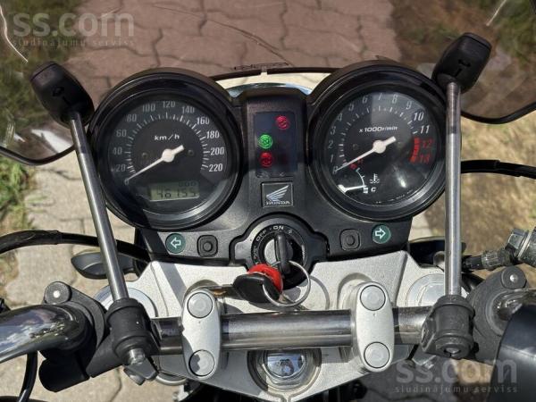 Хонда CBF 600 2007 в Рига, объемом двигателя 0.60 л и пробегом 0 тыс. км за 2500 €, фото 8 на AUTOMOTO.COM.LV