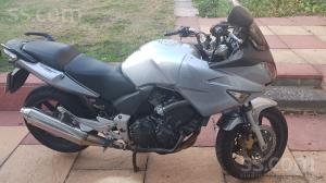 Хонда CBF 600 2007 в Даугавпилс, объемом двигателя 0.60 л и пробегом 0 тыс. км за 2500 €, фото 5 на AUTOMOTO.COM.LV