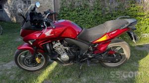 Honda CBF 600 2008 in Tukums, with an engine capacity of 0.60 L and mileage of 0 thousand km for 2850 €, photo 3 on AUTOMOTO.COM.LV
