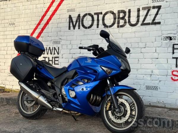 Хонда CBF 600 2009 в Рига, объемом двигателя 0.60 л и пробегом 0 тыс. км за 4800 €, фото 4 на AUTOMOTO.COM.LV