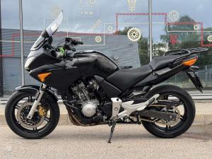 Melns Honda CBF 2005 Viļņa, ar dzinēja tilpumu 0.60 L un nobraukumu 37 tūkst. km par 2299 €, foto 6 vietnē AUTOMOTO.COM.LV