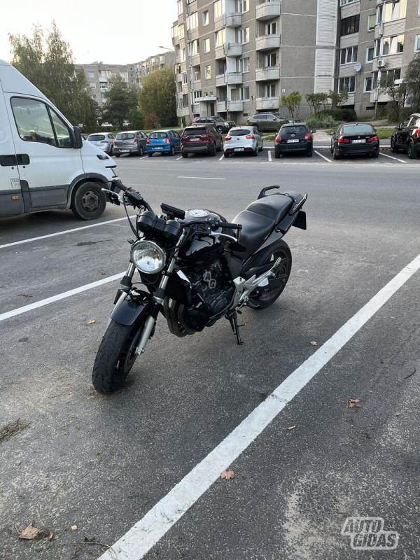 Melns Honda CBF 2005 Viļņa, ar dzinēja tilpumu 0.00 L un nobraukumu 57 tūkst. km par 1500 €, foto 1 vietnē AUTOMOTO.COM.LV