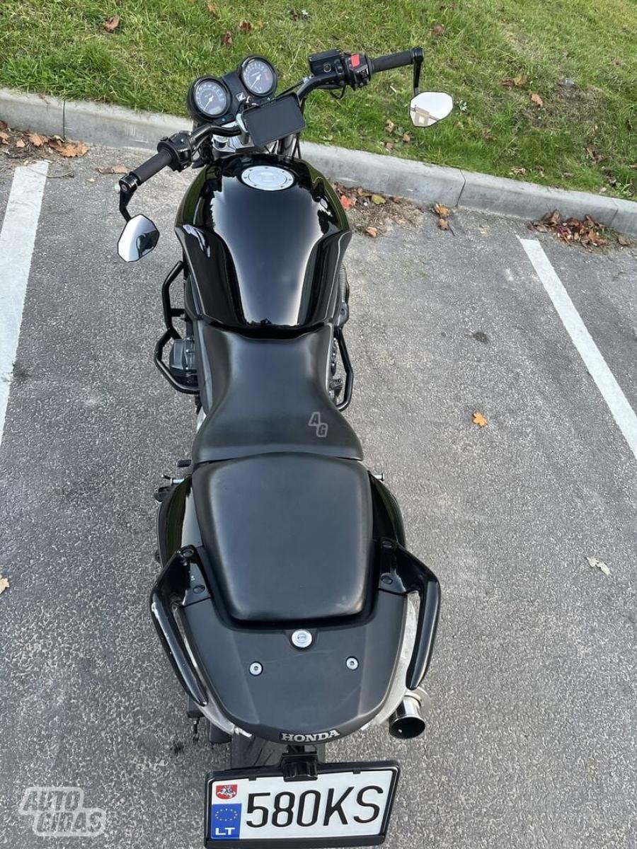 Melns Honda CBF 2005 Viļņa, ar dzinēja tilpumu 0.00 L un nobraukumu 57 tūkst. km par 1500 €, foto 9 vietnē AUTOMOTO.COM.LV