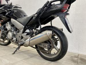 Black Honda CBF 2006 in Vilnius, with an engine capacity of 1.00 L and mileage of 80 thousand km for 2500 €, photo 6 on AUTOMOTO.COM.LV