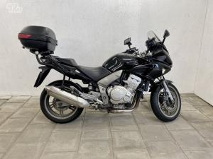 Black Honda CBF 2006 in Vilnius, with an engine capacity of 1.00 L and mileage of 80 thousand km for 2500 €, photo 9 on AUTOMOTO.COM.LV