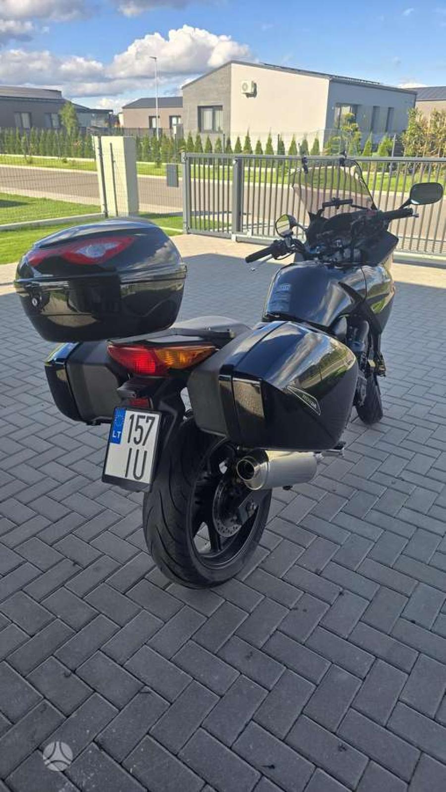 Melns Honda CBF 2006 Kauņa, ar dzinēja tilpumu 0.60 L un nobraukumu 59 tūkst. km par 2200 €, foto 11 vietnē AUTOMOTO.COM.LV