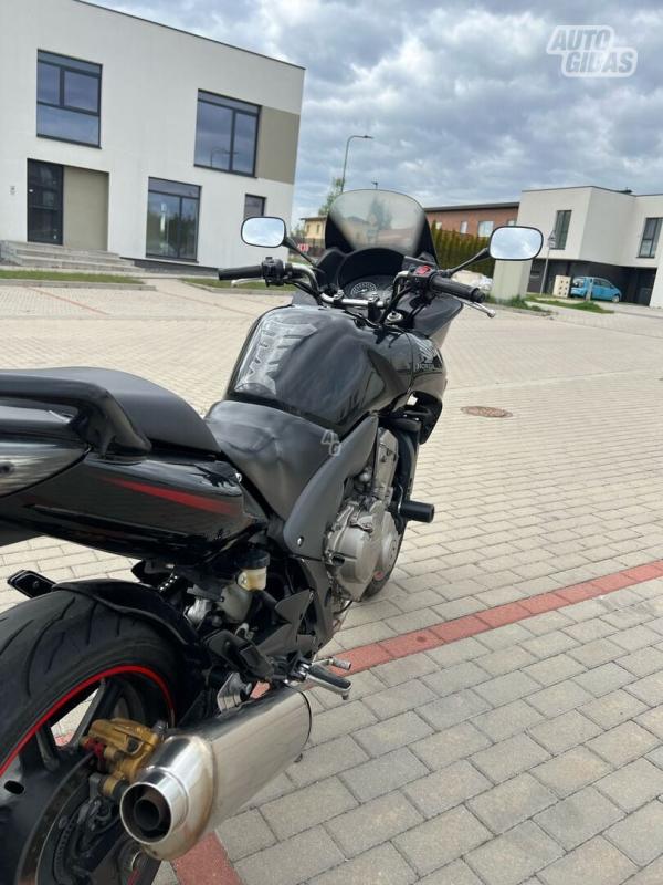 Melns Honda CBF 2010 Viļņa, ar dzinēja tilpumu 0.60 L un nobraukumu 82 tūkst. km par 2799 €, foto 7 vietnē AUTOMOTO.COM.LV