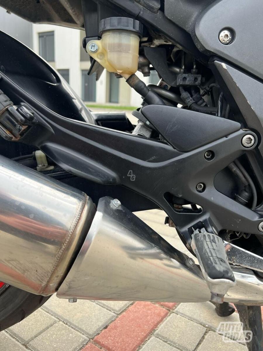 Black Honda CBF 2010 in Vilnius, with an engine capacity of 0.60 L and mileage of 82 thousand km for 2799 €, photo 13 on AUTOMOTO.COM.LV