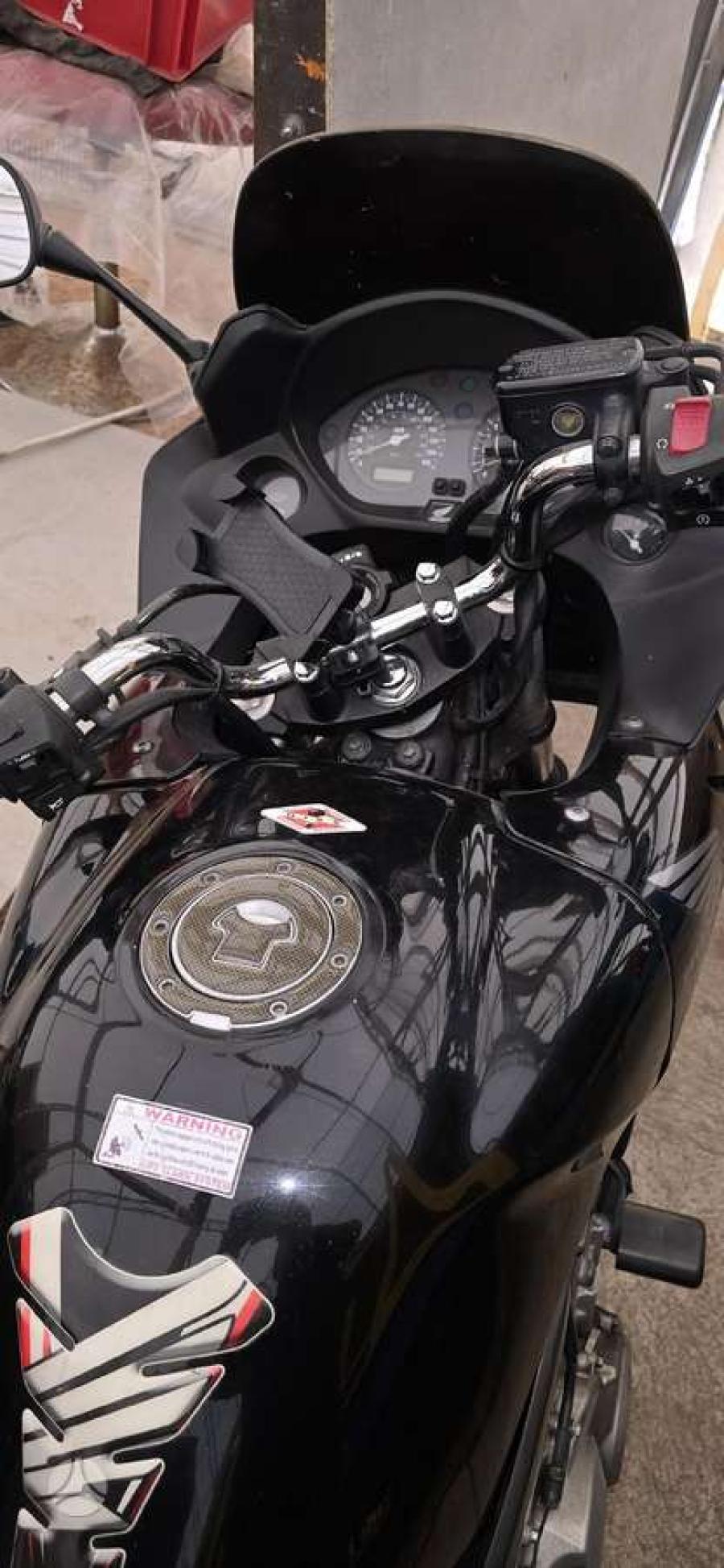 Melns Honda CBF 2010 Viļņa, ar dzinēja tilpumu 0.60 L un nobraukumu 30 tūkst. km par 3500 €, foto 5 vietnē AUTOMOTO.COM.LV