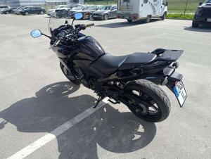 Melns Honda CBF 2011 Šauļi, ar dzinēja tilpumu 1.00 L un nobraukumu 82 tūkst. km par 2900 €, foto 6 vietnē AUTOMOTO.COM.LV