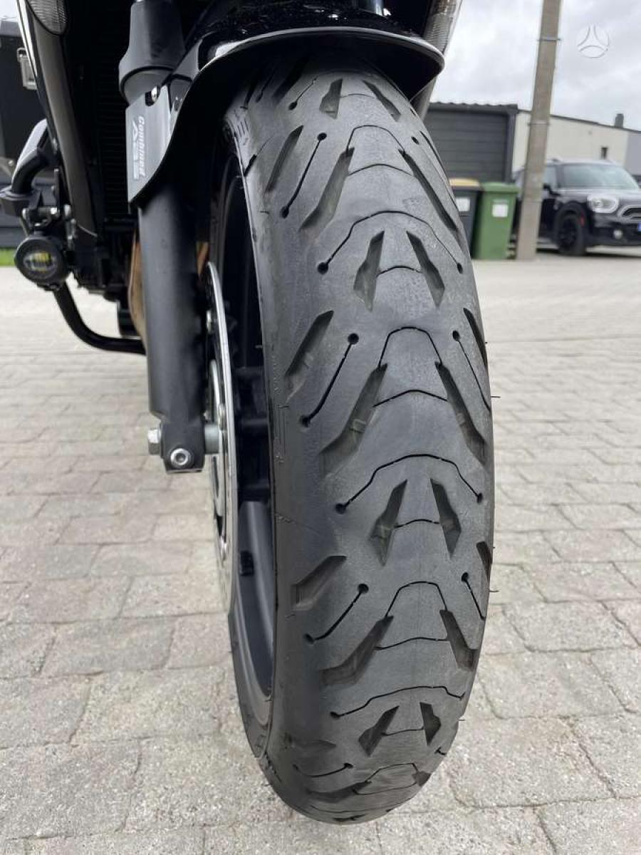 Black Honda CBF 2012 in Klaipeda, with an engine capacity of 1.00 L and mileage of 22 thousand km for 6200 €, photo 36 on AUTOMOTO.COM.LV