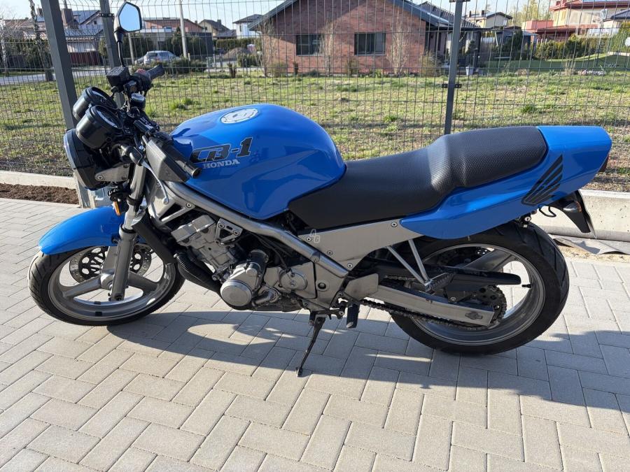Zils Honda CBF 1989 Kauņa, ar dzinēja tilpumu 0.40 L un nobraukumu 55 tūkst. km par 1500 €, foto 1 vietnē AUTOMOTO.COM.LV