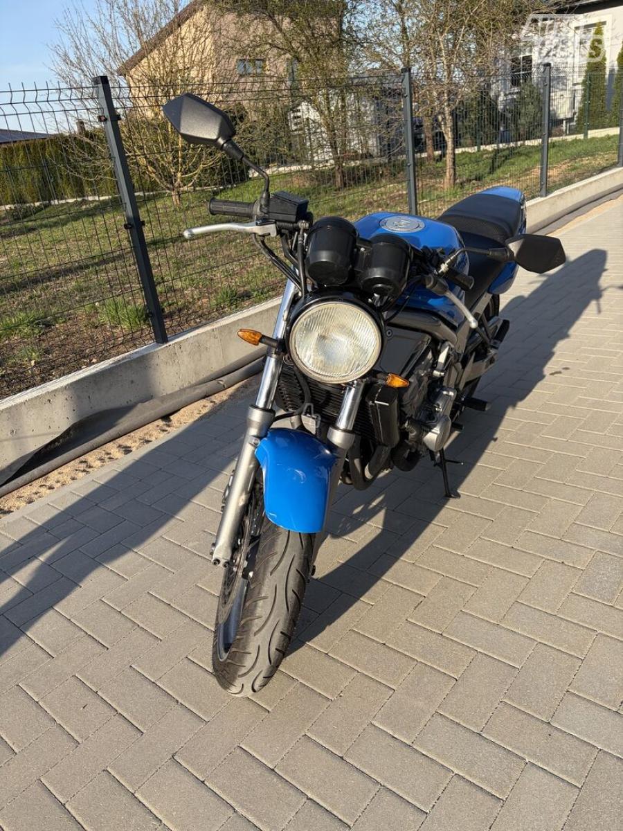 Zils Honda CBF 1989 Kauņa, ar dzinēja tilpumu 0.40 L un nobraukumu 55 tūkst. km par 1500 €, foto 9 vietnē AUTOMOTO.COM.LV