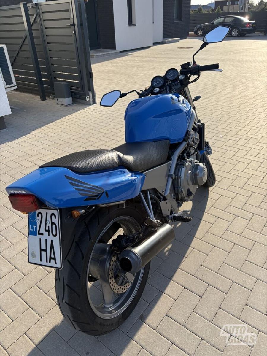 Zils Honda CBF 1989 Kauņa, ar dzinēja tilpumu 0.40 L un nobraukumu 55 tūkst. km par 1500 €, foto 10 vietnē AUTOMOTO.COM.LV