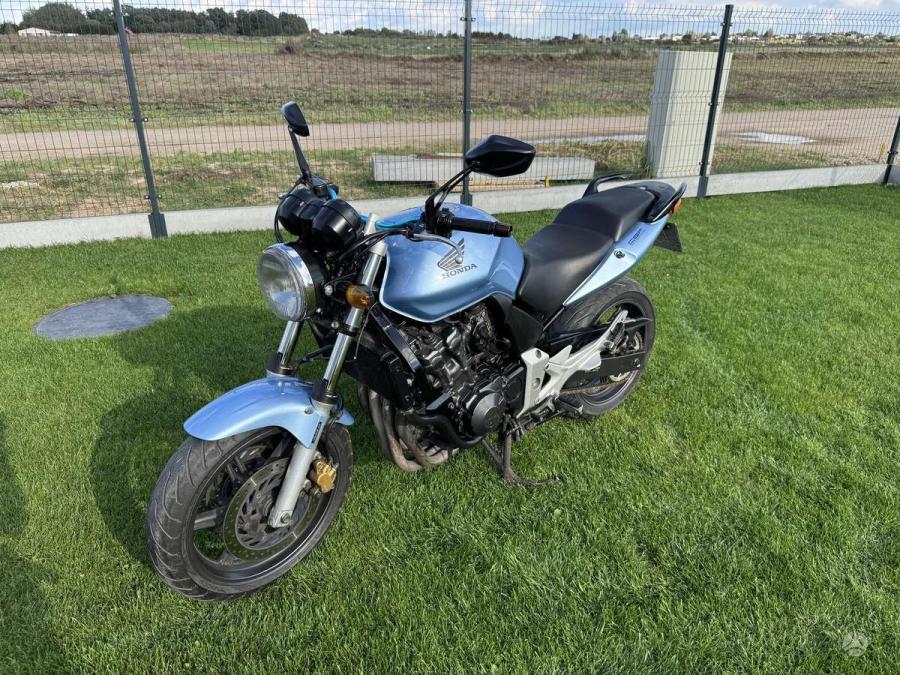 Blue Honda CBF 2004 in Kaunas, with an engine capacity of 0.60 L and mileage of 50 thousand km for 1299 €, photo 6 on AUTOMOTO.COM.LV