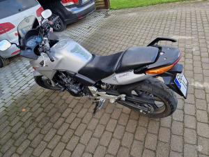 Grey Honda CBF 2004 in Telschi, with an engine capacity of 0.60 L and mileage of 40 thousand km for 2500 €, photo 3 on AUTOMOTO.COM.LV