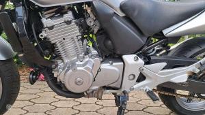 Grey Honda CBF 2006 in Pasvalys, with an engine capacity of 0.50 L and mileage of 53 thousand km for 1650 €, photo 11 on AUTOMOTO.COM.LV