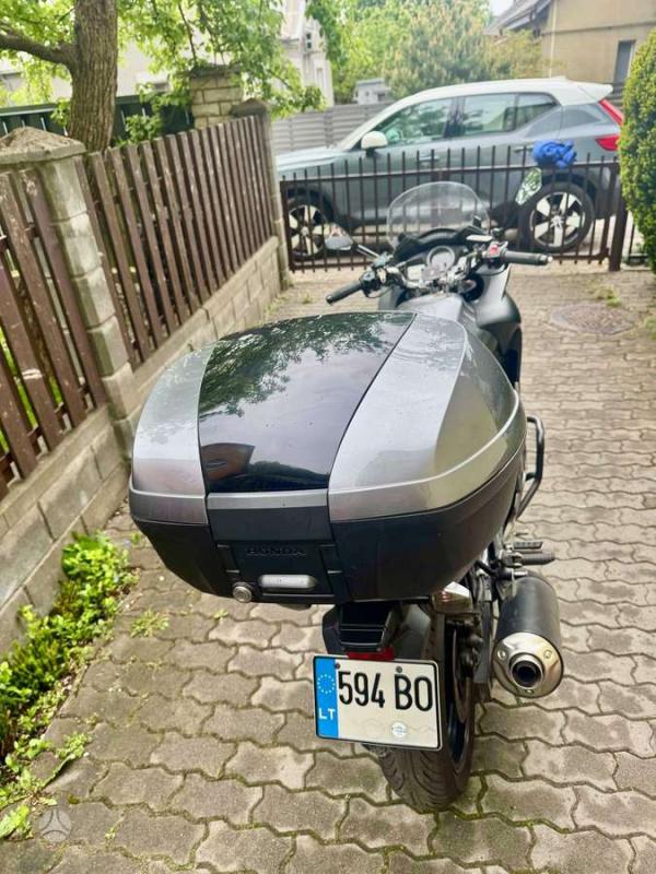 Grey Honda CBF 2012 in Kaunas, with an engine capacity of 1.00 L and mileage of 47 thousand km for 4850 €, photo 10 on AUTOMOTO.COM.LV