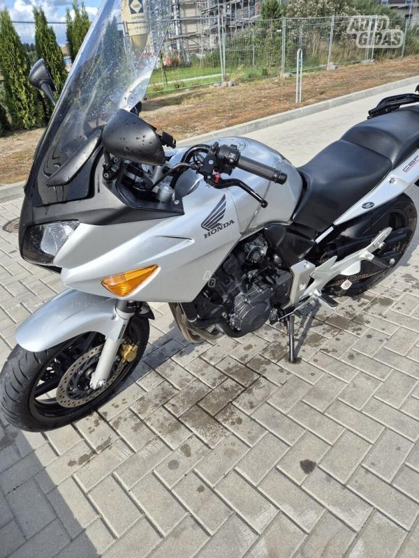 Honda CBF 2004 in Gargzdai, with an engine capacity of 0.00 L and mileage of 0 thousand km for 2000 €, photo 4 on AUTOMOTO.COM.LV