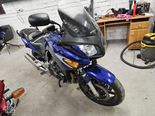 Honda CBF 2004 in Ignalina, with an engine capacity of 0.60 L and mileage of 0 thousand km for 800 €, photo 1 on AUTOMOTO.COM.LV