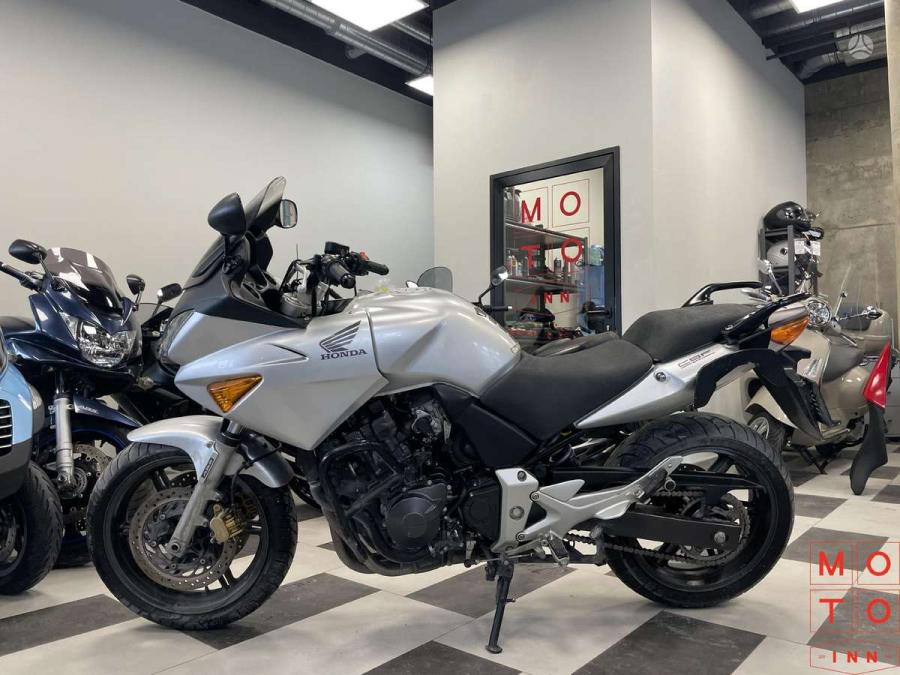 Honda CBF 2005 Rīga, ar dzinēja tilpumu 0.60 L un nobraukumu 53 tūkst. km par 2499 €, foto 2 vietnē AUTOMOTO.COM.LV
